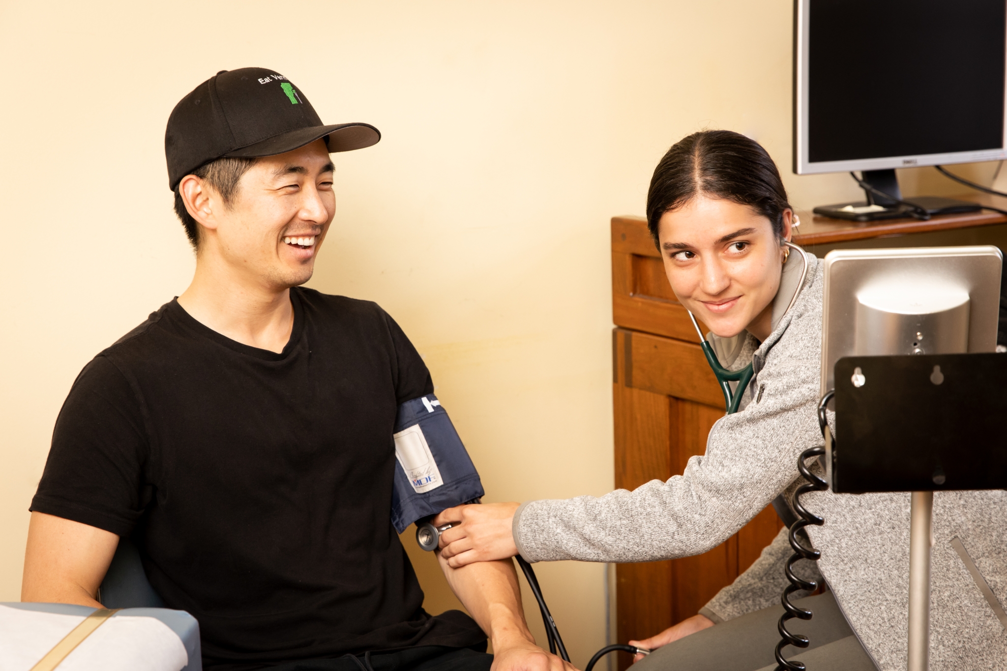 Medical Clinic - Good Neighbor Health Clinic & Red Logan Dental Clinic