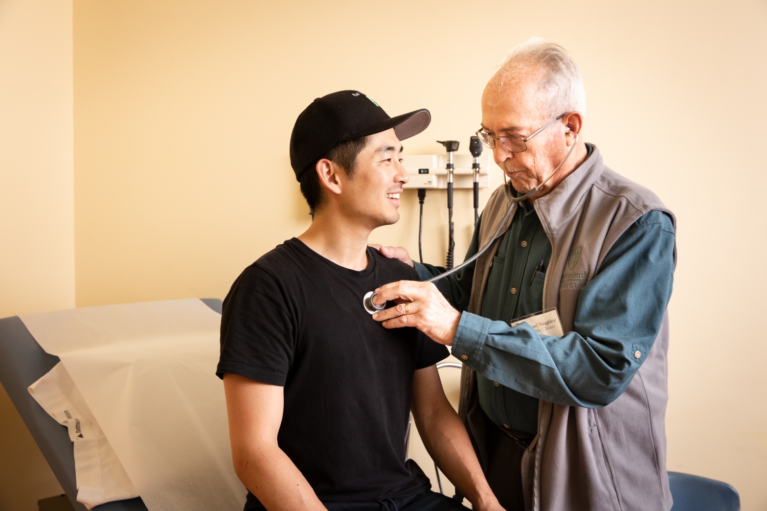 Medical Clinic - Good Neighbor Health Clinic & Red Logan Dental Clinic